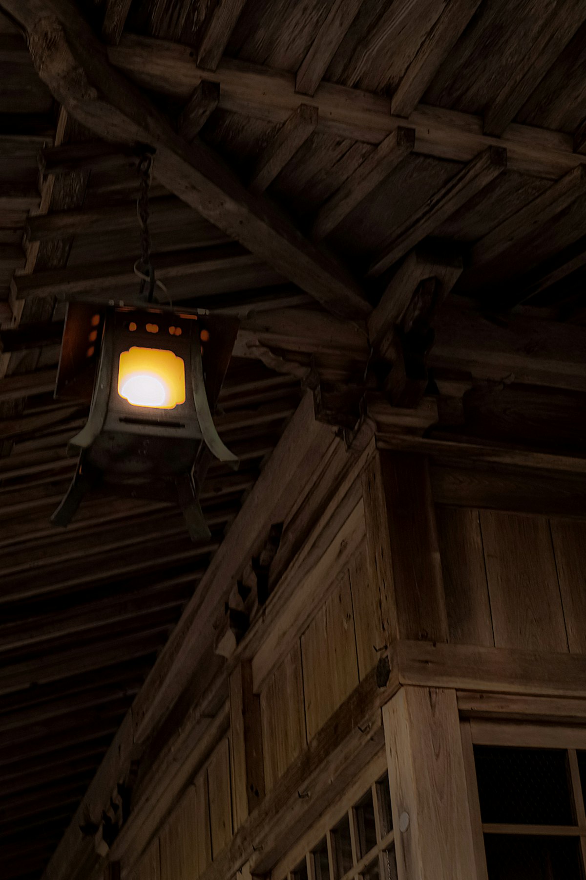 Japanese Style Warm Lighting Photos | Download Royalty-Free Images & High-Resolution Pictures ...