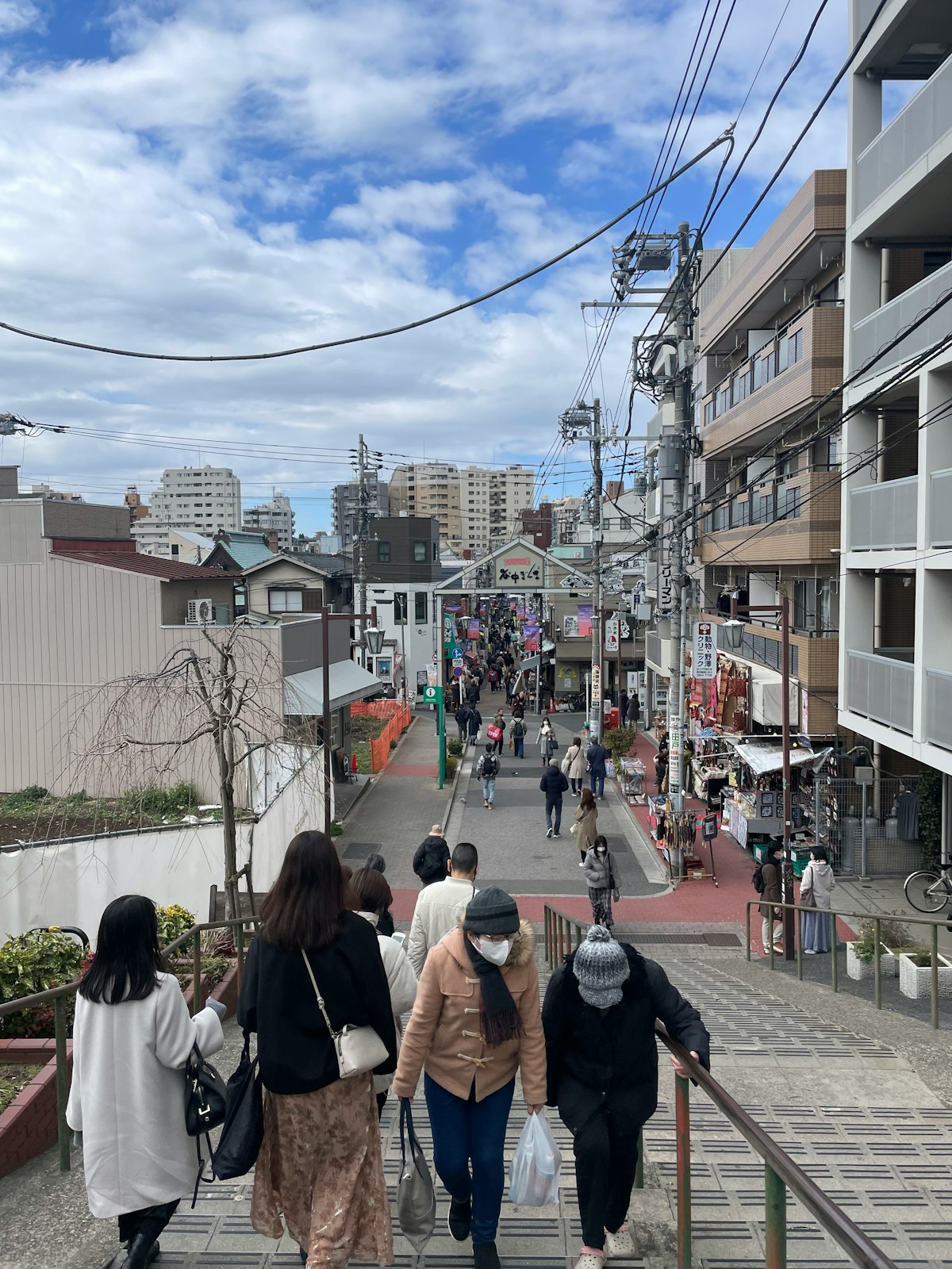 Betriebsamkeit Photos | Download Royalty-Free Images & High-Resolution Pictures | cizucu