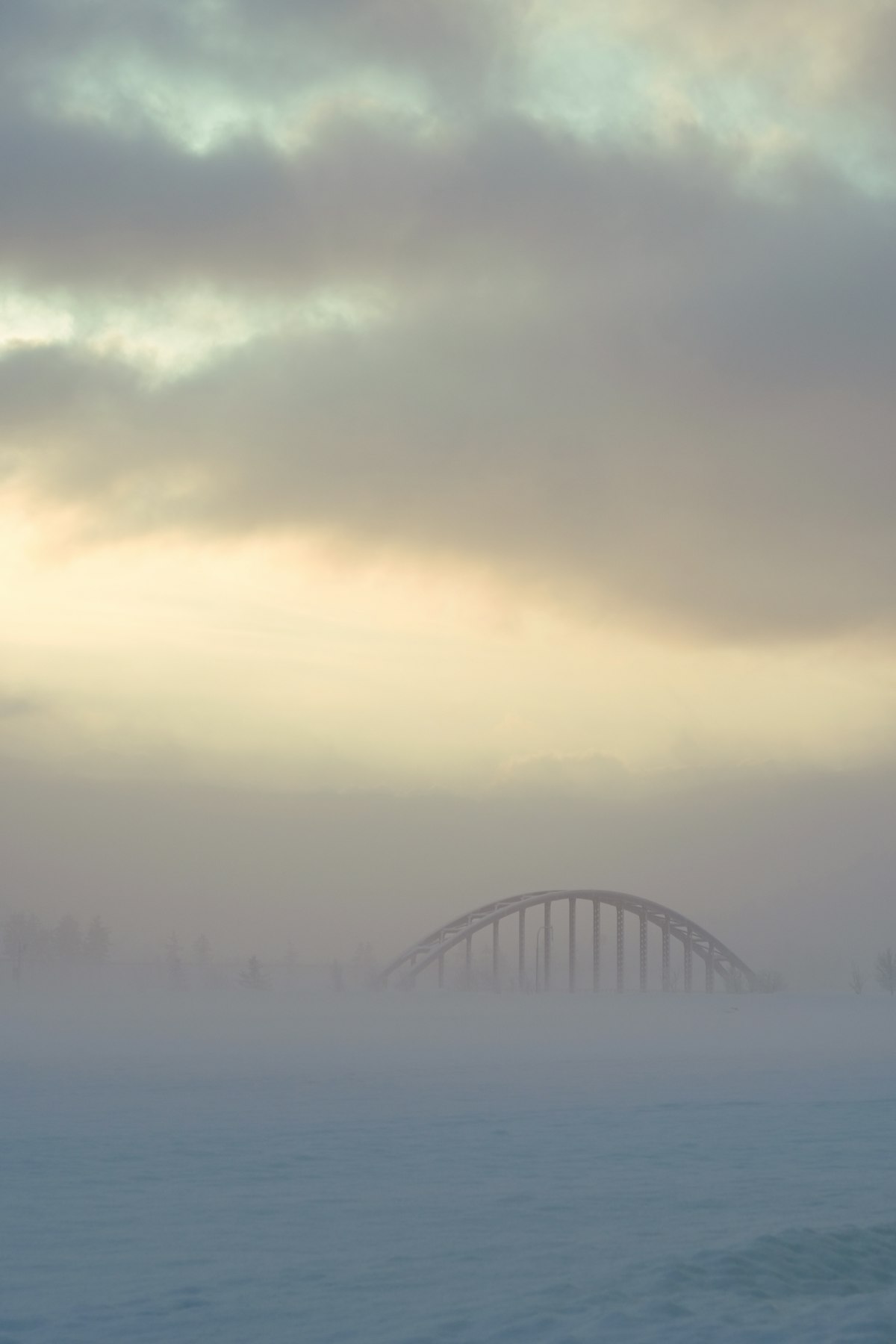 เวลากลางคืน บรรยากาศเงียบสงบの写真 | ロイヤリティフリー & 高解像度画像を無料ダウンロード | cizucu