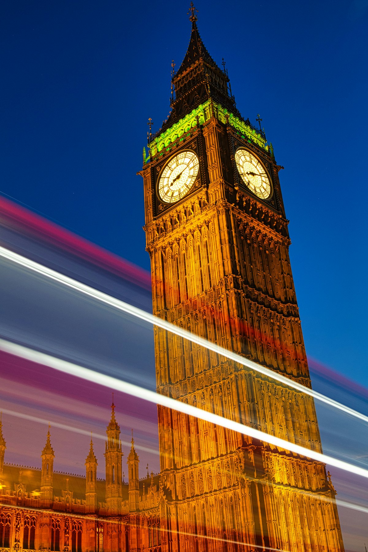 Historic Landmarks At Night Photos | Download Royalty-Free Images ...